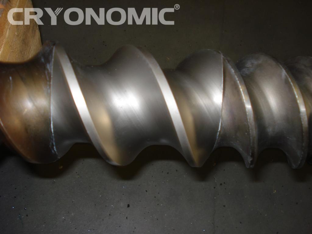 Nettoyage de moules et de vis d'extrusion dans la plasturgie