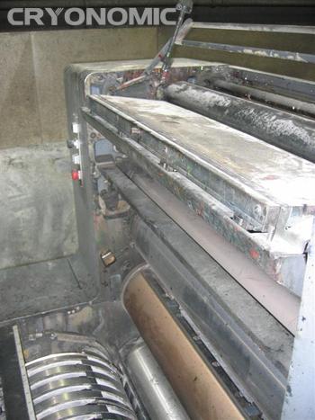 Printing press cleaning
