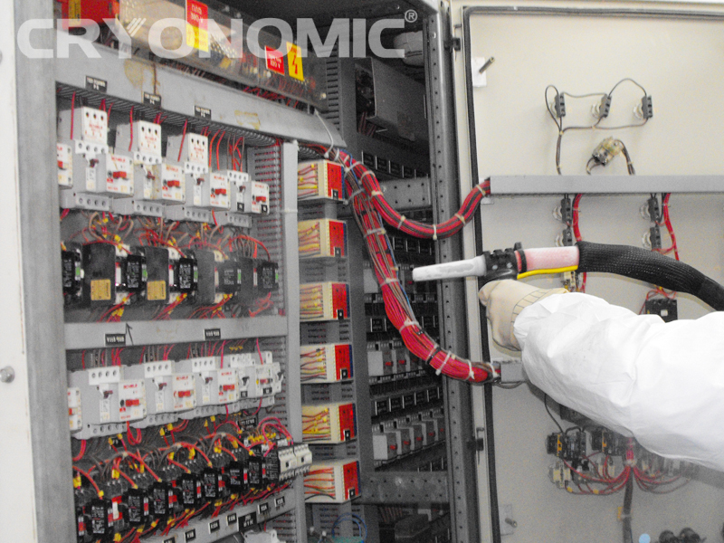 Electrical components cleaning