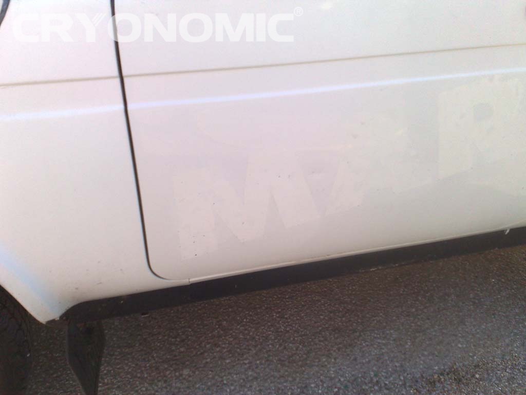 Removing publicity labels from cars & trucks