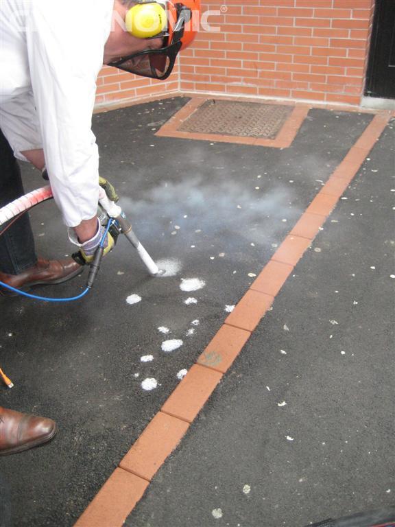 Chewing gum and road mark removal